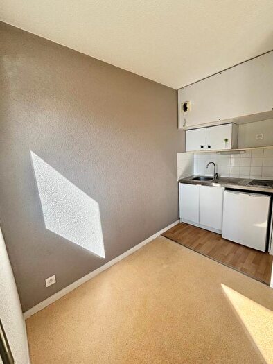 Appartement à louer - Limoges, CHU - 1 pièce