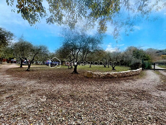 Maison à vendre - Milhaud - 3 pièces - 2 chambres