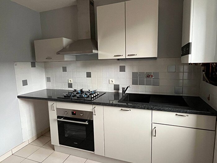 Appartement à louer - Foch, Le Creusot - 3 pièces - 1 chambre