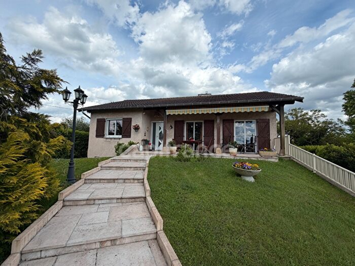 Maison 6 pièces à Saint-Bénigne, à vendre