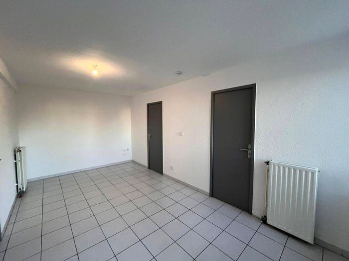 Appartement 3 pièces à louer - Charlemagne, Vienne