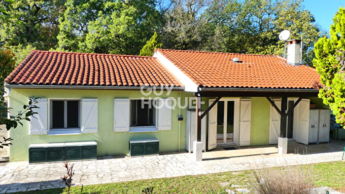 Maisons à vendre et appartements à louer - 1