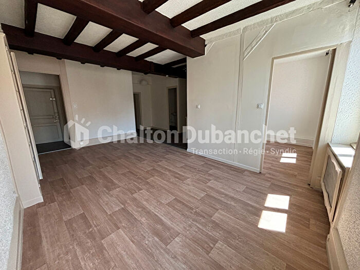 Appartement 4 pièces à Le Coteau, à louer