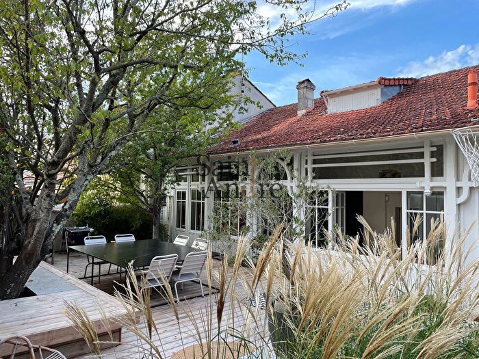 Maison à vendre - Angoulême, Victor Hugo - 6 pièces - 4 chambres