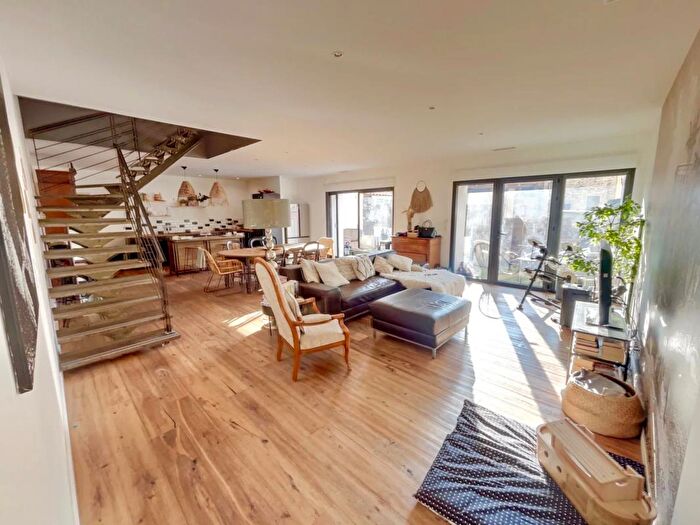 Maison à vendre - Mauguio, Centre-ville - 7 pièces - 4 chambres