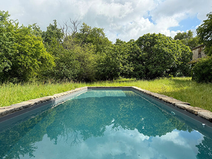 Maison à vendre - Marcillac - 7 pièces - 5 chambres