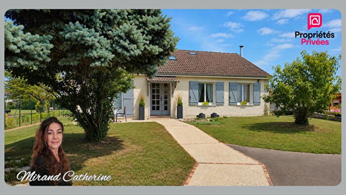 Maison 4 pièces à Voué, à vendre