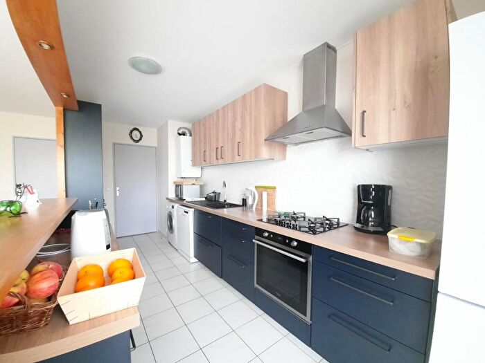 Appartement à louer - Saint-Jacques-de-la-Lande - 3 pièces - 2 chambres