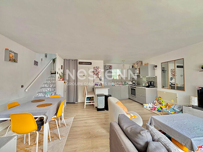 Palaiseau, Lozère : Maison 5 pièces à vendre