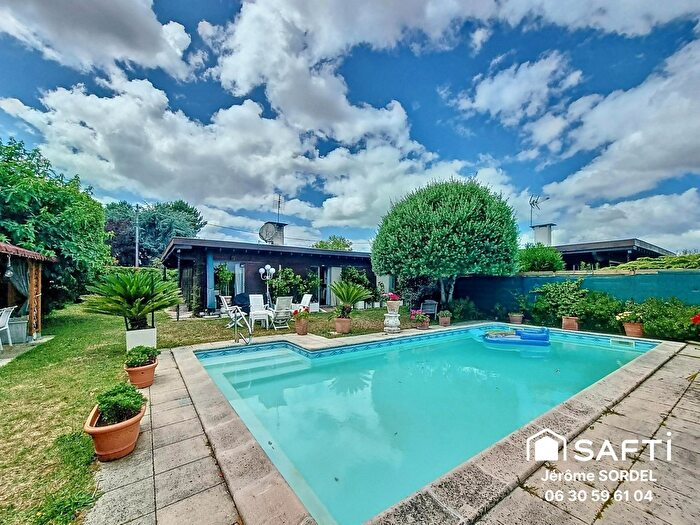 Maison à vendre - Mérignac, Centre-ville - 4 pièces - 2 chambres