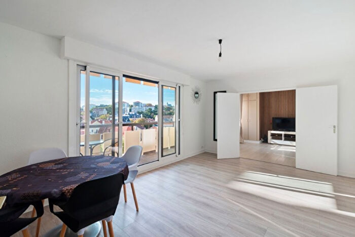 Appartement à vendre - Biarritz, Saint-Charles, Phare, Larochefoucauld - 4 pièces - 3 chambres