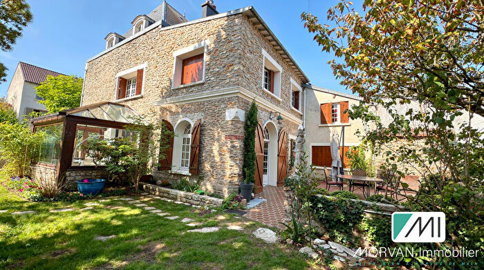 Maison 9 pièces à vendre à Le Perray-en-Yvelines