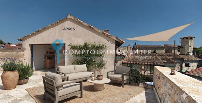 Maison 7 pièces à Vallabrègues, à vendre