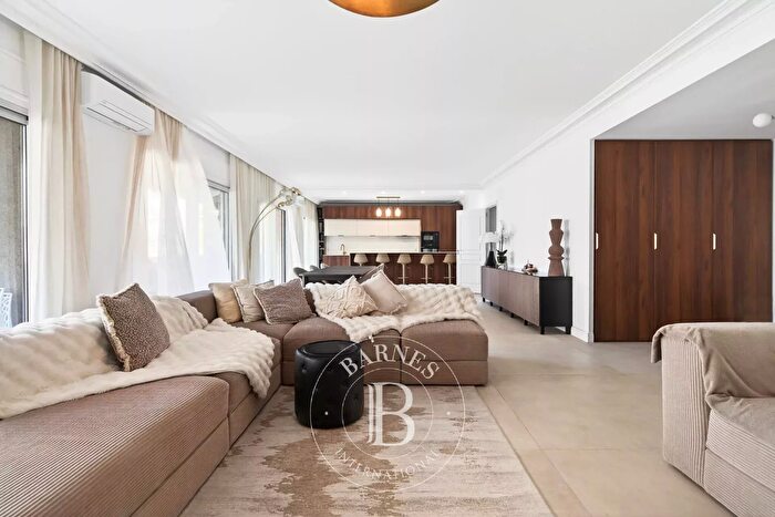 Appartement à vendre - Marseille e , Saint-Giniez - 4 pièces - 3 chambres