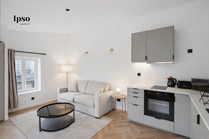 Appartement à vendre - Lyon e , Vaise, Rochecardon - 2 pièces - 1 chambre