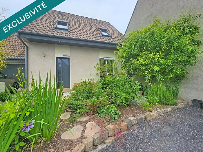 Maison 6 pièces à Homblières, à vendre