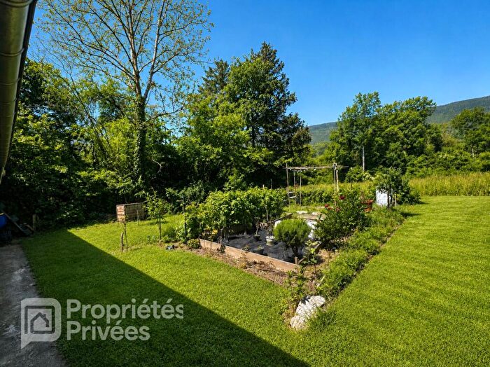 Appartement 2 pièces à vendre à Péron