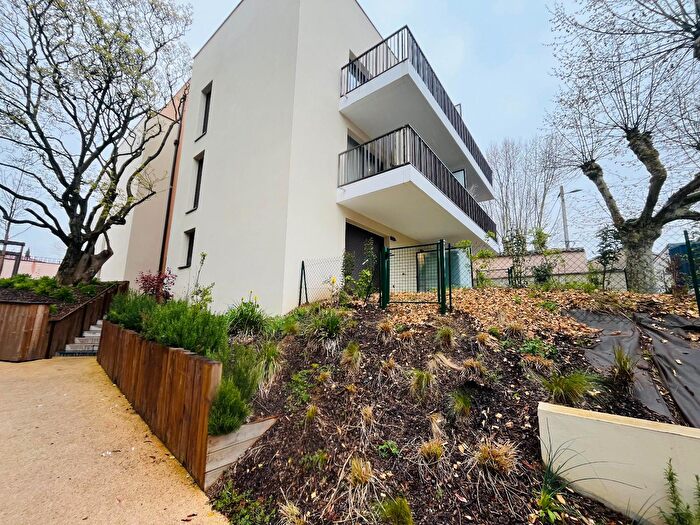 Appartement à louer - Neuville-sur-Saône - 1 pièce