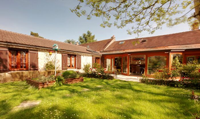 Gurcy-le-Châtel : Maison 7 pièces à vendre