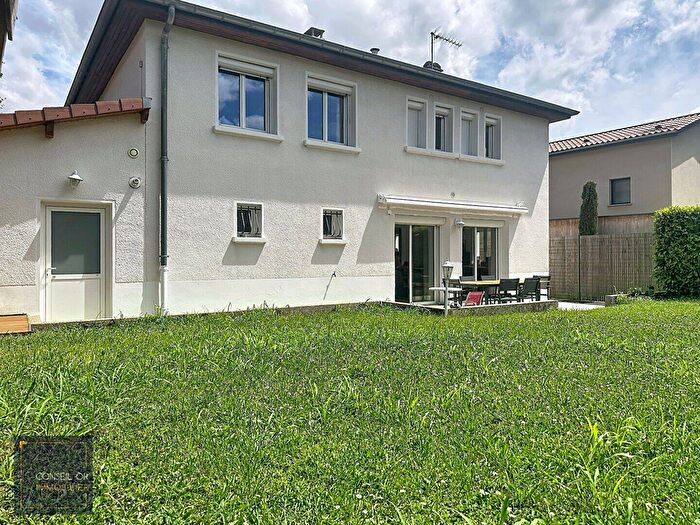 Maison 6 pièces à louer à Basses-Barolles, Saint-Genis-Laval