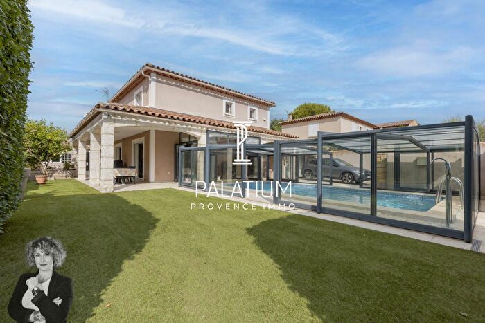 Salon-de-Provence - Maison 5 pièces à vendre