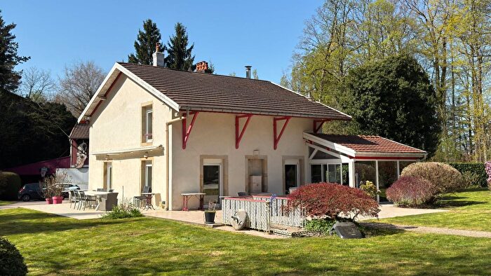 Maison 9 pièces à vendre à Épinal, Saut le Cerf