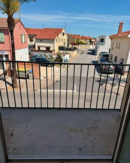 Saint-Cyprien, Village, Zone dActivité : Maison 4 pièces à louer