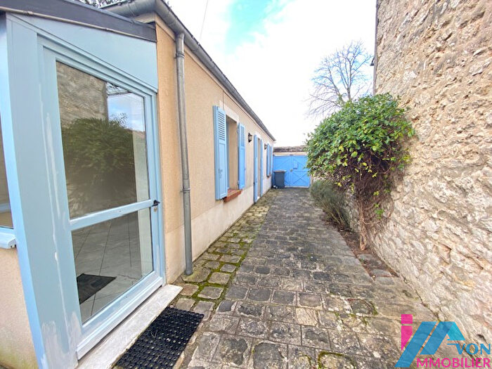 Maison à louer - Avon, Centre-ville, Village - 2 pièces - 1 chambre