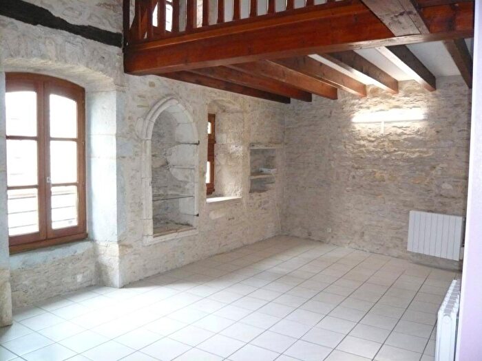 Crémieu : Appartement 2 pièces à louer