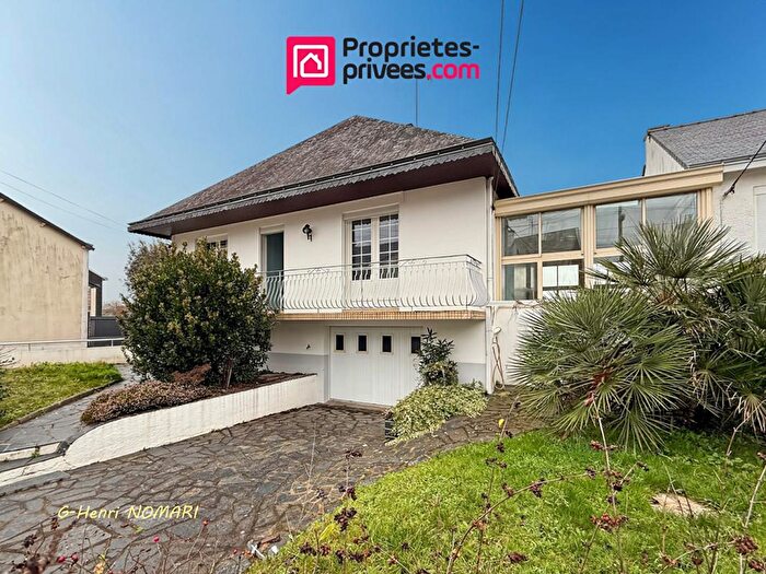 Maison à vendre - Châteaubriant, Centre-ville, Gare - 6 pièces - 2 chambres