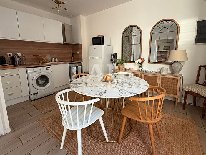 Appartement à vendre - Fresnay-sur-Sarthe - 3 pièces - 2 chambres