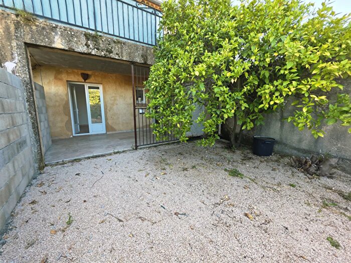 Saint-Quentin-la-Poterie : Appartement 3 pièces à vendre