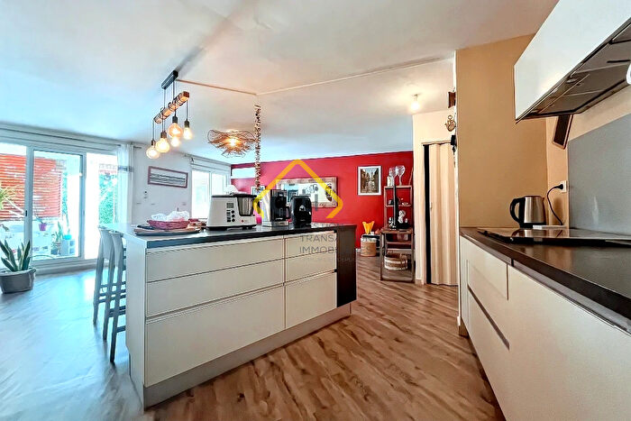 Appartement à vendre - Saint-Denis, Montgaillard - 4 pièces - 3 chambres