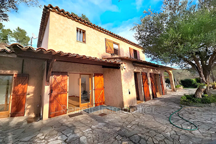 Maison à vendre - Tourrettes-sur-Loup - 5 pièces - 3 chambres