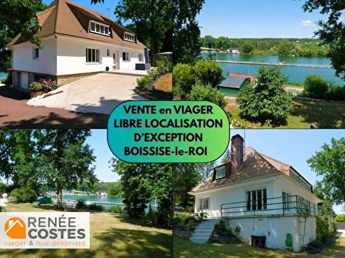 Maison 9 pièces à vendre à Boissise-le-Roi