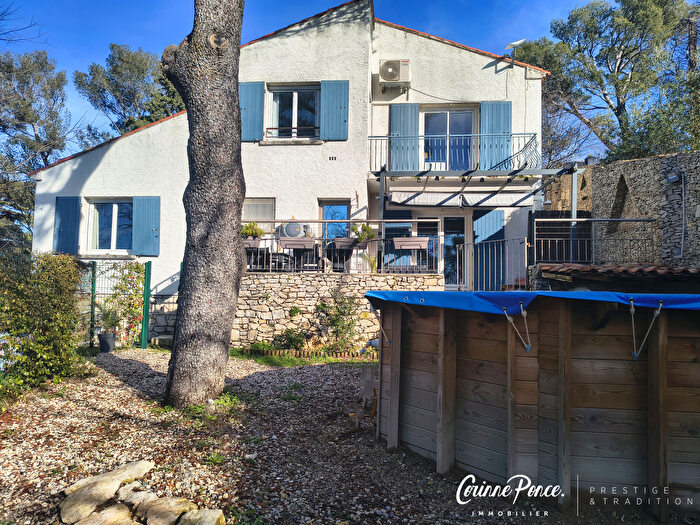 Maison à vendre - Nîmes - 5 pièces - 4 chambres
