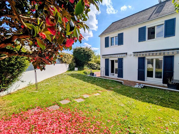 Maison 6 pièces à La Chapelle-sur-Erdre, Gesvrine, à vendre
