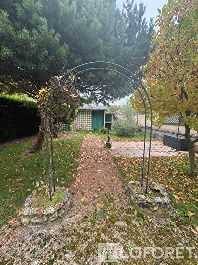 Maison à vendre - Sainte-Gauburge-Sainte-Colombe - 5 pièces - 3 chambres