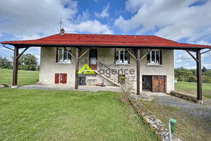 Maison à vendre - Saint-Priest-la-Plaine - 5 pièces - 4 chambres