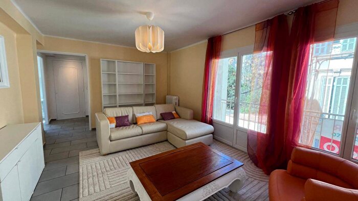 Saint Jean du Var, Toulon : Appartement 3 pièces à louer