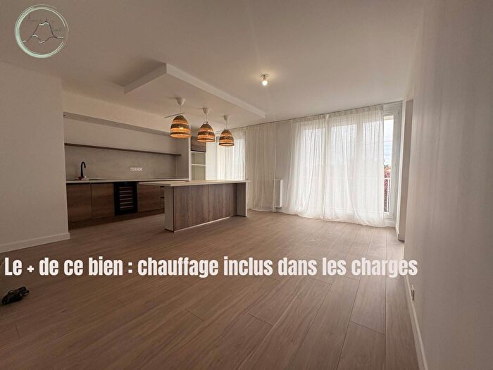 Appartement à louer - Gerzat - 4 pièces - 3 chambres