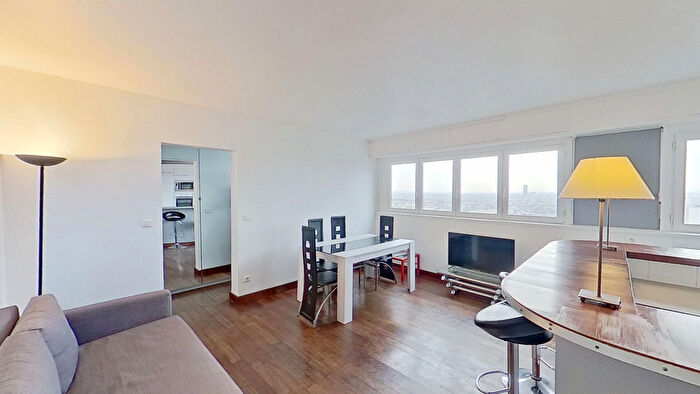 Appartement à louer - Courbevoie, Hôtel de ville - 2 pièces - 1 chambre