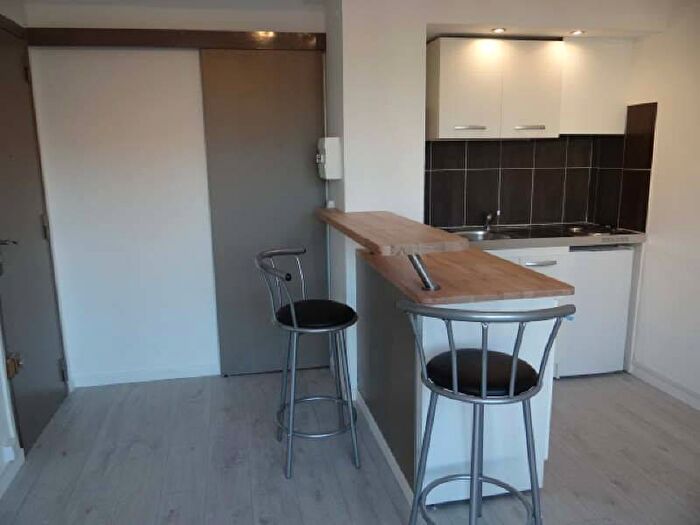 Appartement à louer - Saint Charles, Marseille er arrondissement - 1 pièce