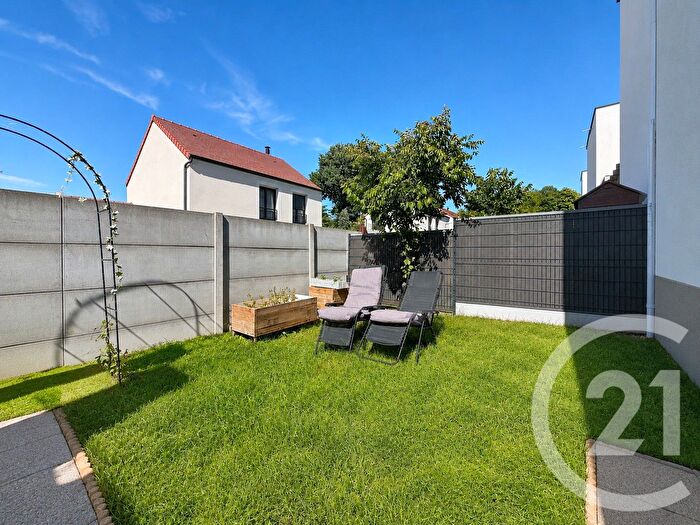 Champs-sur-Marne, Centre-ville - Maison 4 pièces à vendre