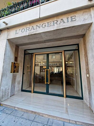 Appartement à louer - Fleurs-Gambetta, Nice - 2 pièces - 1 chambre