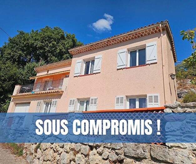 Maison à vendre - Saint-Vallier-de-Thiey - 5 pièces - 3 chambres