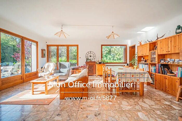 Maison à vendre - Albertville, Val des Roses - 7 pièces - 6 chambres