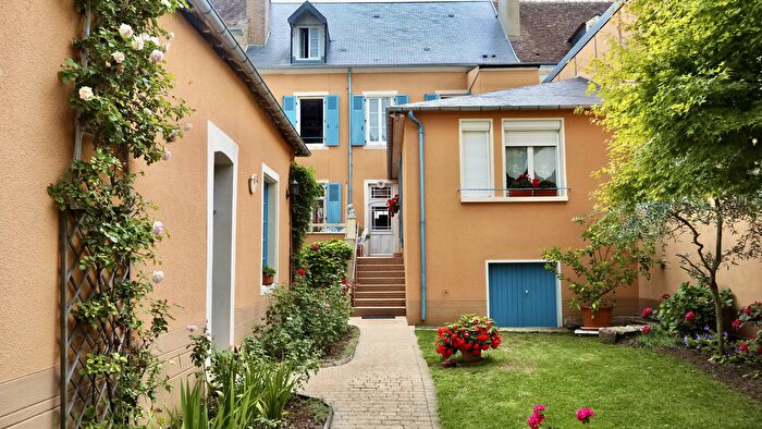 Maison à vendre - Bonnétable - 11 pièces - 7 chambres