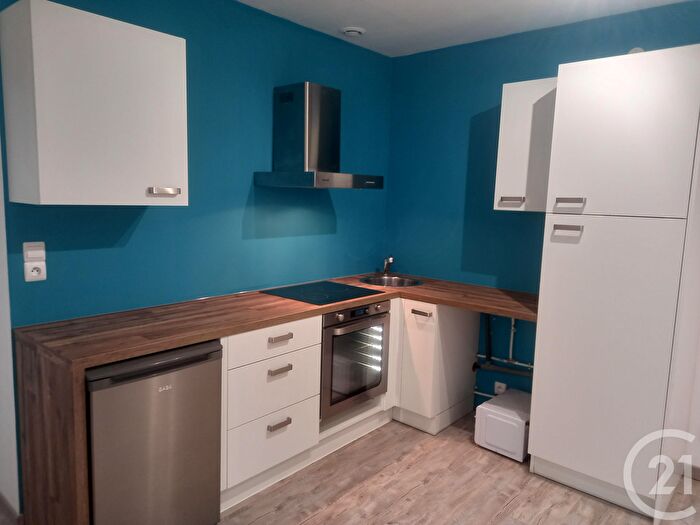 Appartement à louer - Bagnols-sur-Cèze, Centre-ville - 2 pièces - 1 chambre