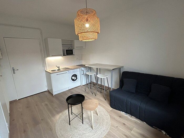 Lecoq, Clermont-Ferrand - Appartement 1 pièce à louer